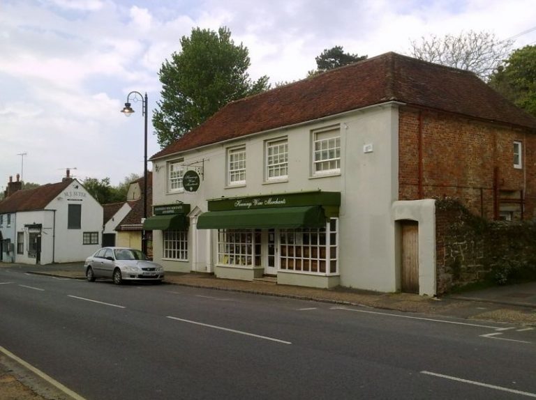 Hennings – Pulborough Traders Association